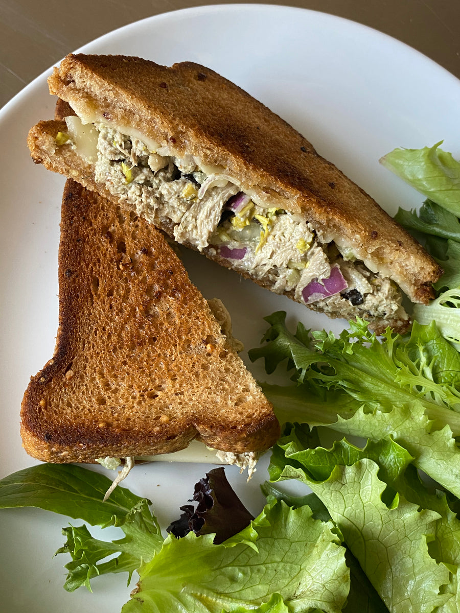 Lion's Mane "Tuna" Sandwich – Fungi Jon